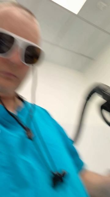 Лечение акне лазером