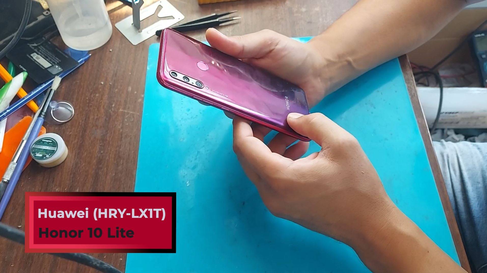 Замена USB и дисплея на телефоне Huawei Honor 10 Lite (HRY-LX1T)