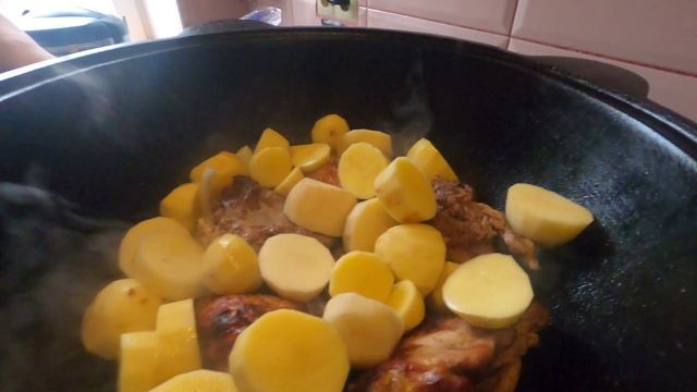 МЯСНОЕ АССОРТИ ТОМЛЁНОЕ В ЛУКЕ. 3 ВИДА МЯСА