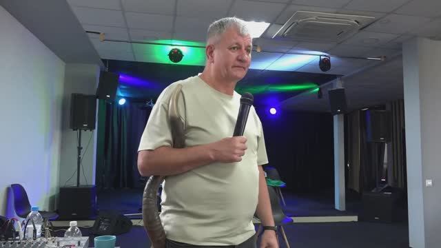 15.10.25. Сочи. Конф. _Битва Господа_. День 2. Сессия 1. Пастор Валентин Марченко. _Сильная церковь_