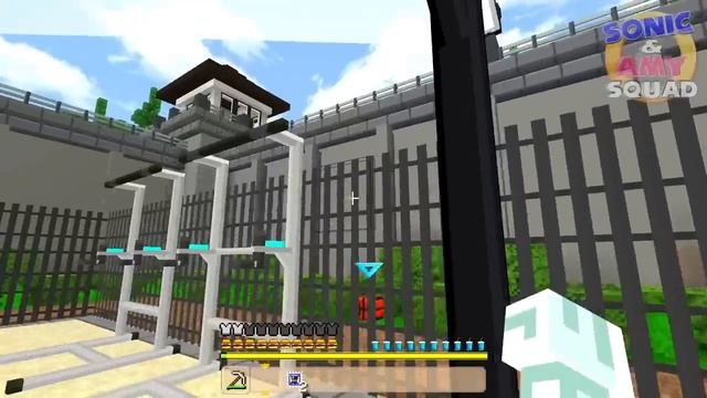 Sonic's PRISON LIFE in Minecraft!!
