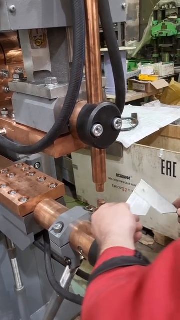 Машина точечной конденсаторной сварки МТК-6001ЭК