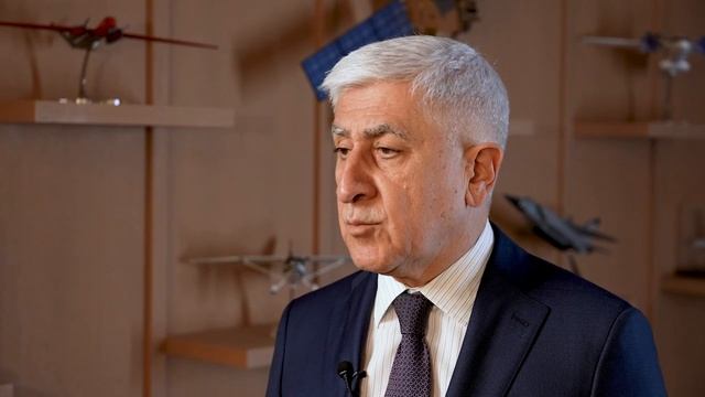 Главные конструкторы - Михаил Погосян