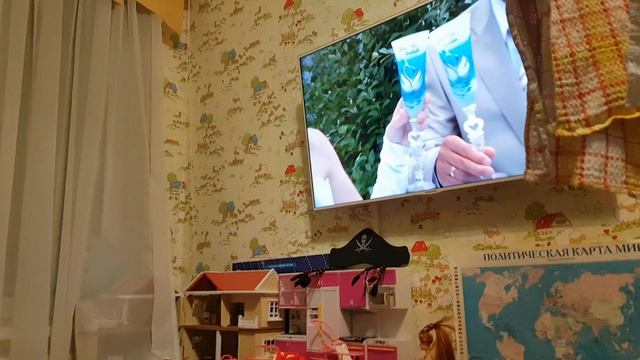 Помаши маме ручкой