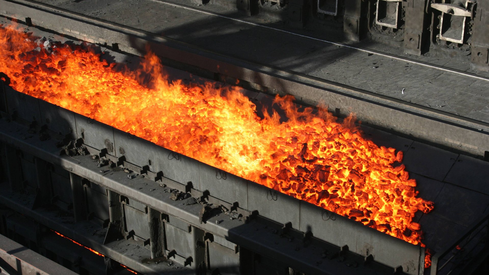 Завод "Мечел-Кокс": более 10 цехов и подразделений