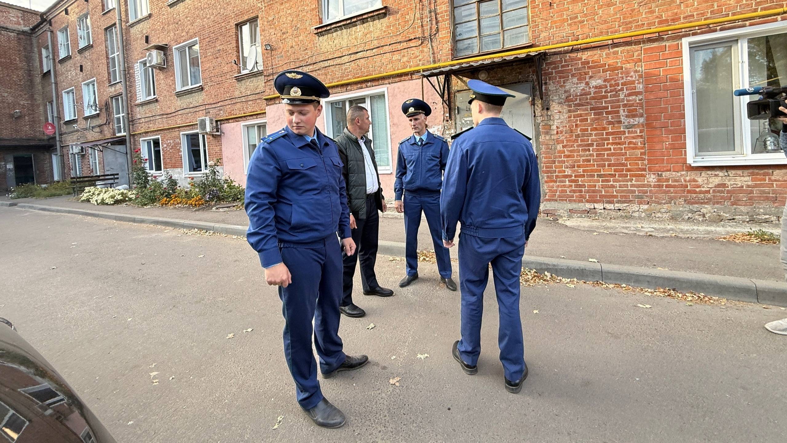 Почему в Саратове затопило подвалы в многоэтажках после подачи тепла?«Законность» с Диной Батуровой