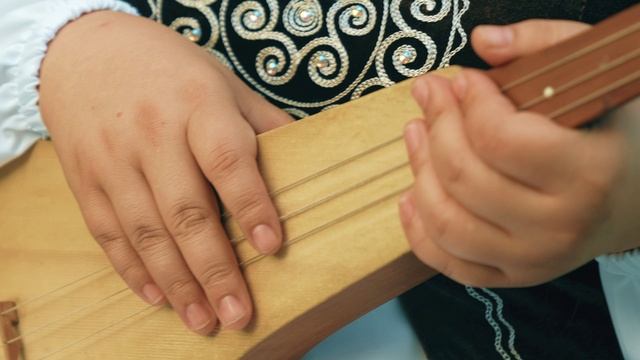 Легенда про комуз