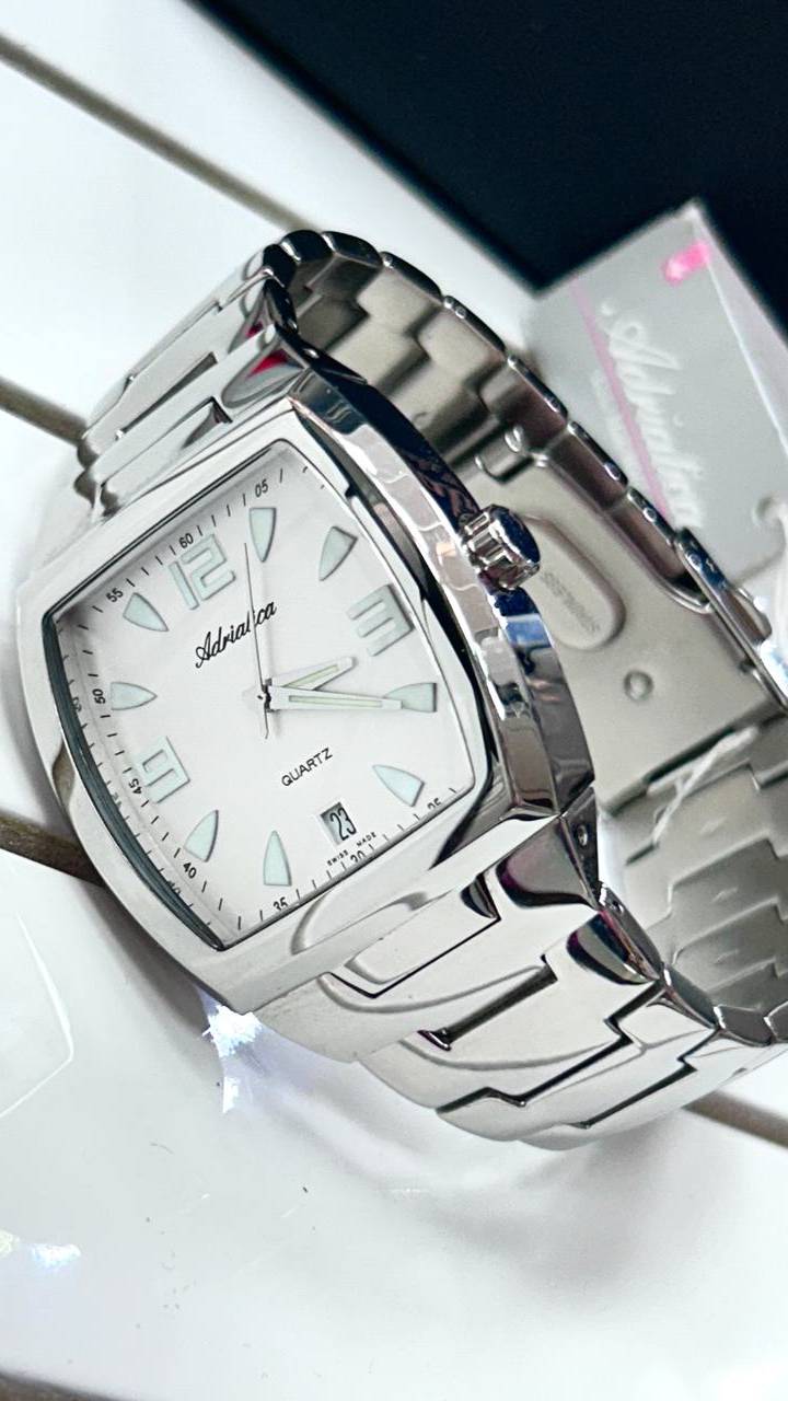 Мужские наручные швейцарские часы Adriatica A8079.5153Q - уценка