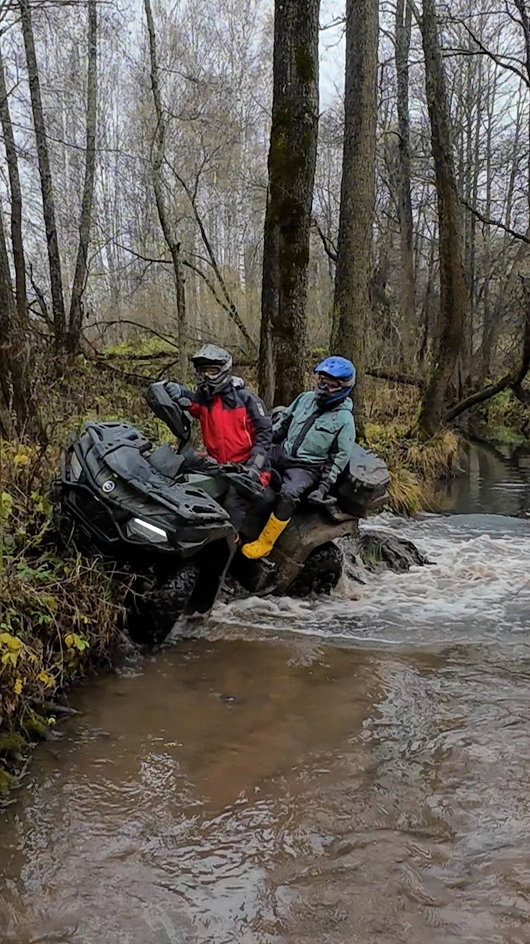 Адреналин на колесах: осенний заряд грязи! 🥳
