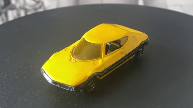 Модель автомобиля Norev miniJet Trapeze Bertone № 306976 1_72