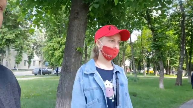 VLOG: 26 мая 2021 г.  Ездили в центр за покупками и в школу сдать книги.