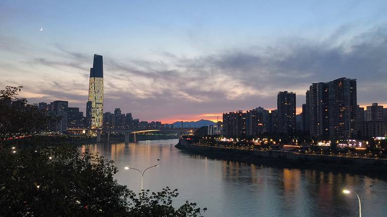 Немного Чунцина днём и вечером