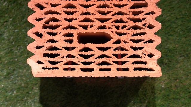 Установка дюбеля в Керамоблок Керакам