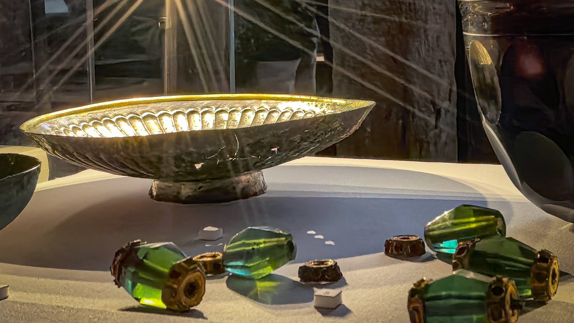 Некрополь Алхан-Калинского городища в Чеченской Республике. Презентация находок