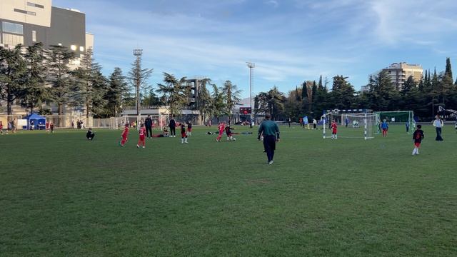 30.10.2025 года. Алушта Fest. СШ №3 "Севастополь-1" - ДФШ "Адвир"-красные. 2 тайм