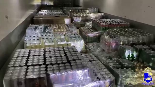 Сотрудники полиции присекли перевозку крупной партии алкоголя в Туву