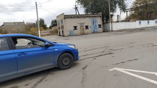 Подготовка к экзамену с Евгением. Параллельная парковка у МРЭО. Как избежать распространенных ошибок