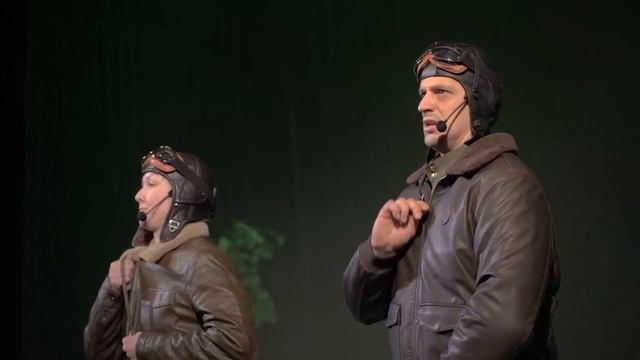 На земле и в небе - ас!