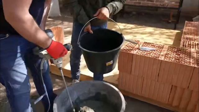 Обучение строителей на заводе Керакам