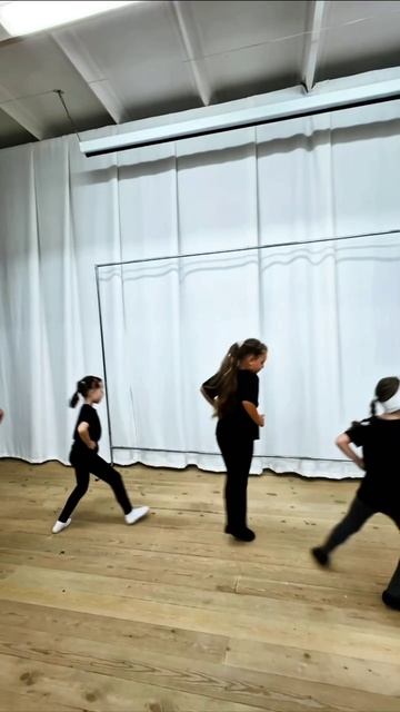 Театр моды и танца «Карина PRO». ТРОФИМОВА А.В.