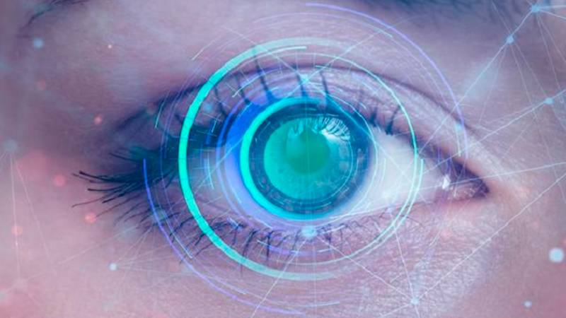 Центрирование очковых линз: в чем разница между очками для дали и для чтения