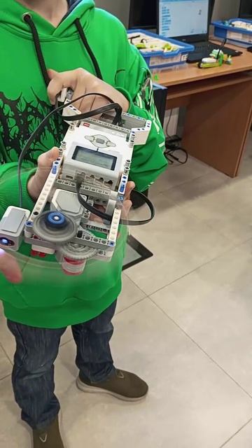 Болгарка EV3