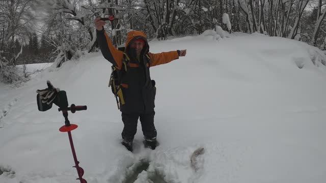 Не Маленький хариус в глухозимье.