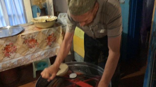 Толстоухов