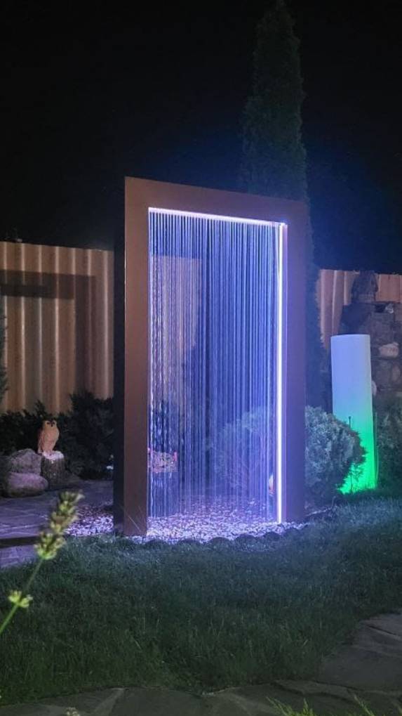 Современный декоративный Водопад. Модель: "Палаус 2.0" Цвет-Ral 7024. Высота-2.0м./Ширина1.25м.