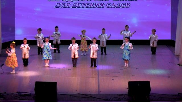 Городской фестиваль народного творчества детских садов "Душа России" ( Детский сад № 2 "Ёлочка")