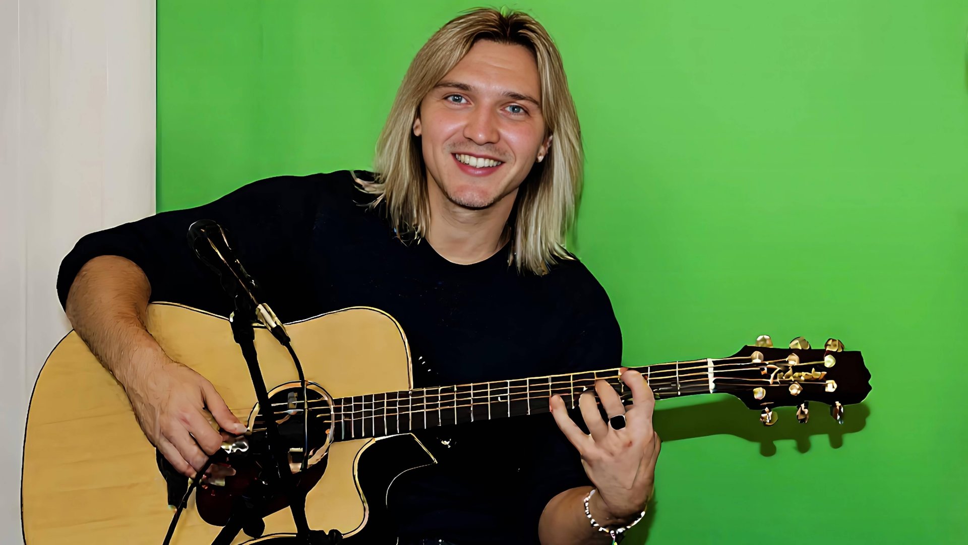 Пётр Елфимов - Ангел (Музыкальное интервью «МузON», телеканал «Скиф», Витебск, 2010 г.)