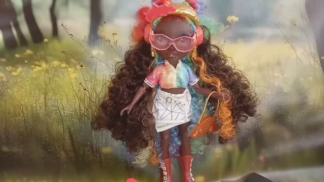 Обзор на куклу Рейнбоу Хай Айрис Боу Креативные кристаллы-Rainbow High Iris Bow Creative Crystals
