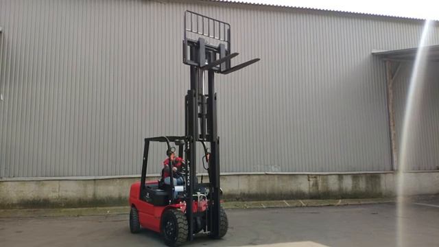 Обзор дизельного погрузчика OXLIFT CPCD30-T3-S4S | 3 тонны, 4.5 метра