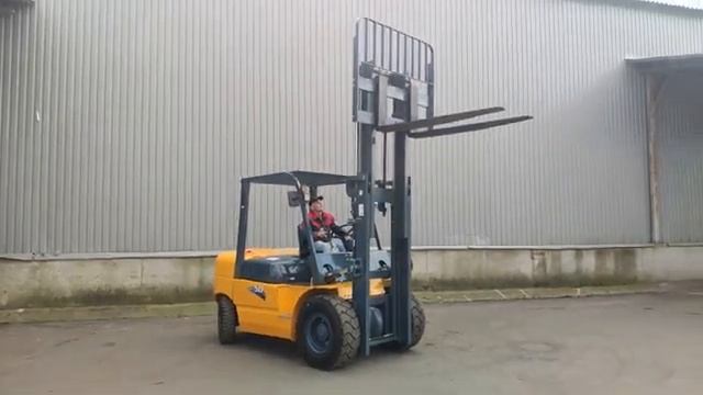 Видеообзор модели - Дизельный вилочный погрузчик CHL (Heli) CPCD50-XC5K2C 5т., 3м.