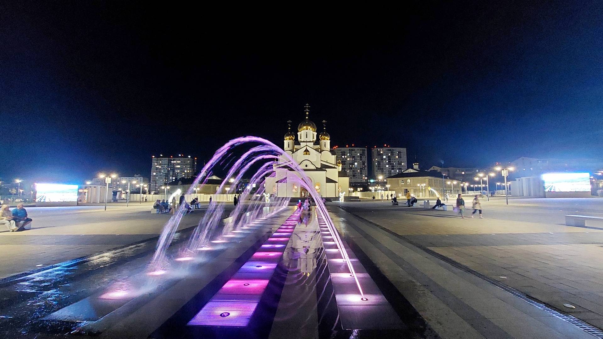 Анапа: поющий фонтан в храме князя Владимира!