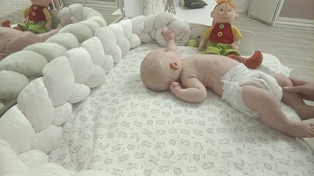 ПРОГИБАНИЕ СПИНКИ от 0 до 3 месяцев массаж для грудничков с потешками