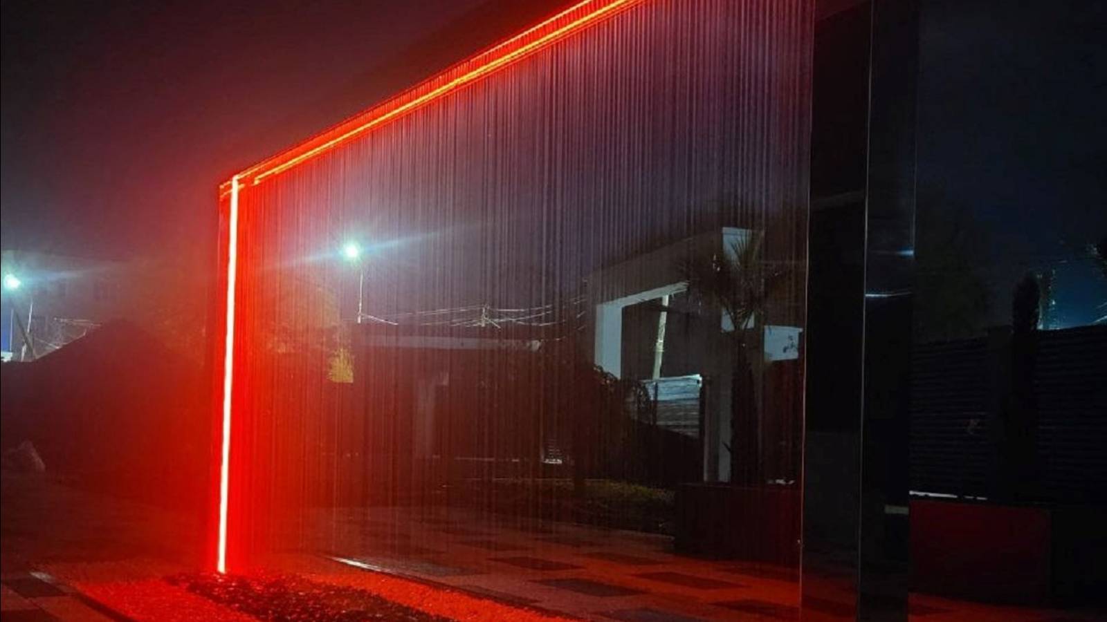 Современный декоративный Водопад. Модель: "Палаус 2.0" Цвет-Шоколад. Высота-2.0м./Ширина-2.5м.