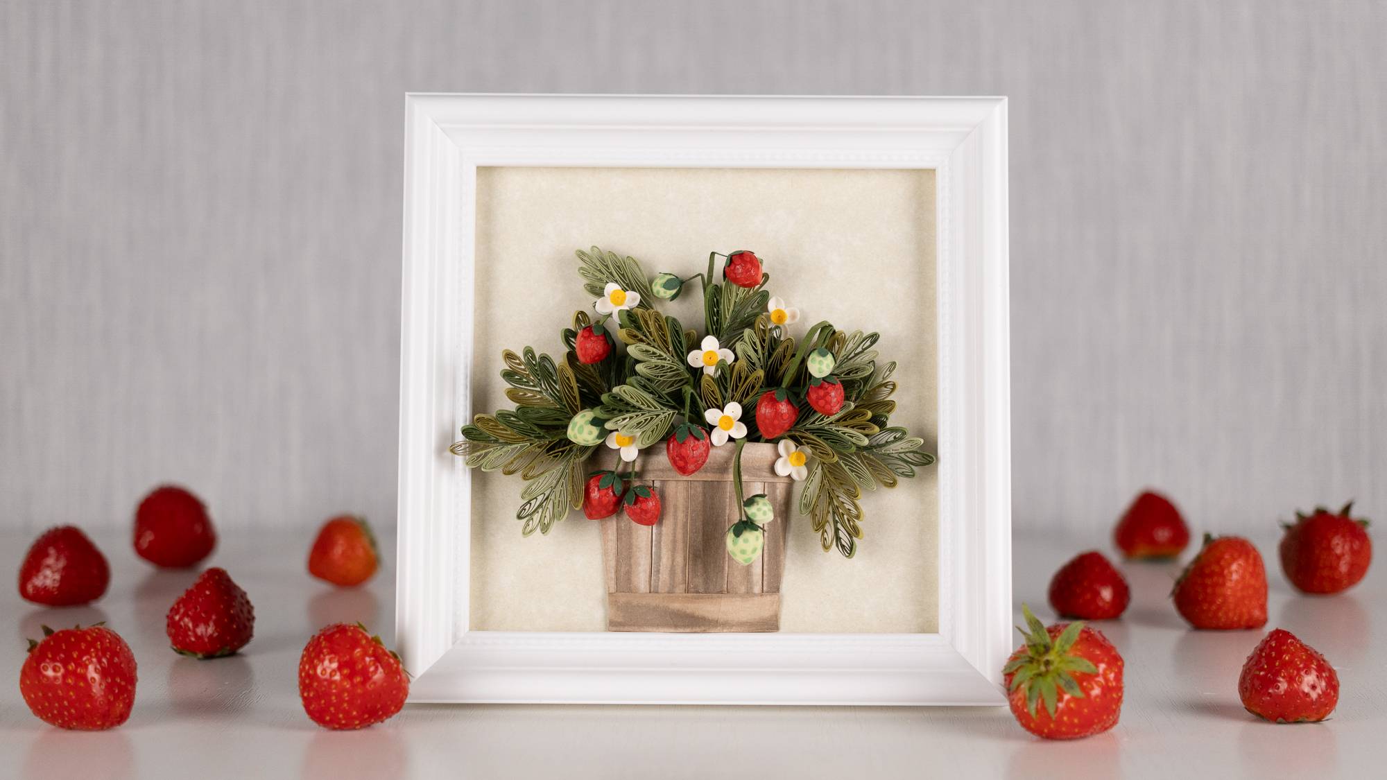 "Клубника", квиллинг (длинное видео)