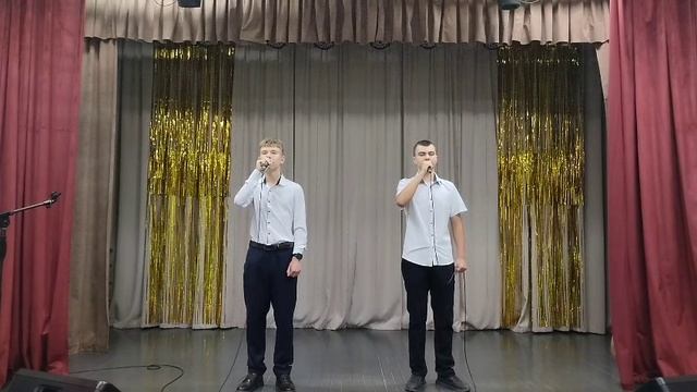 "Защитники Отечества" в исполнении Антипенок Степана и Богданова Егора