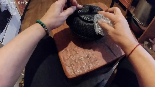 Вот такой чугунный чайник  мы приобрели.