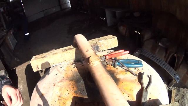 Пытаемся разобрать бетономешалку, как снять подшипник.