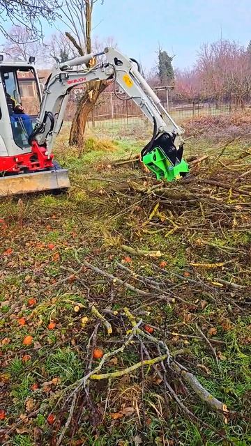 🟢 BI100 Лесные валочные ножницы @OMEFGROUP на мини-экскаваторе Takeuchi весом 1,5-3тн