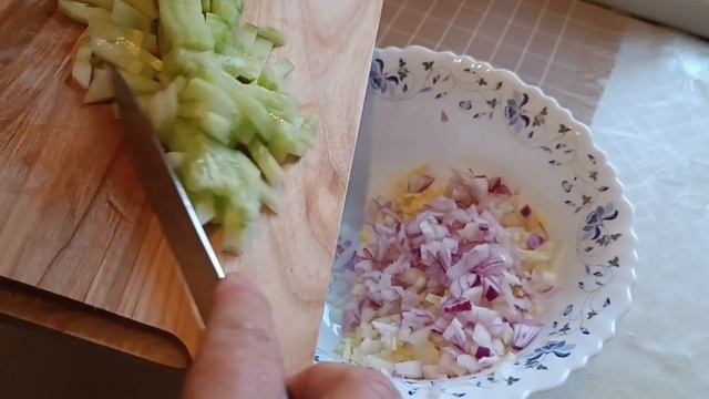 Овощной салат с пекинской капустой.