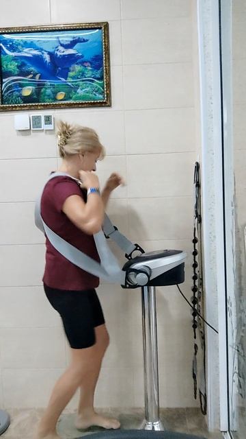 Попутная тренировка (фитнес на ходу) дома, расслабление, массаж