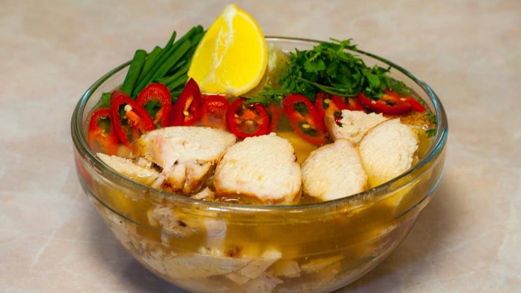 Суп ФО БО из курицы, от которого даже сосед перестаёт спорить! 😋