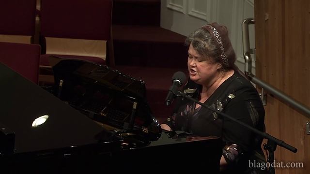 Я иду по дороге земной..