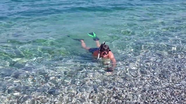 2017. Кемер. Турция.Отель  Ланкора.  Поиск монет на пляже.