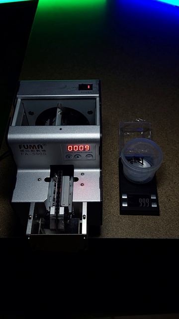 Как найти 1 бракованный винт в партии за 3 секунды 🔍