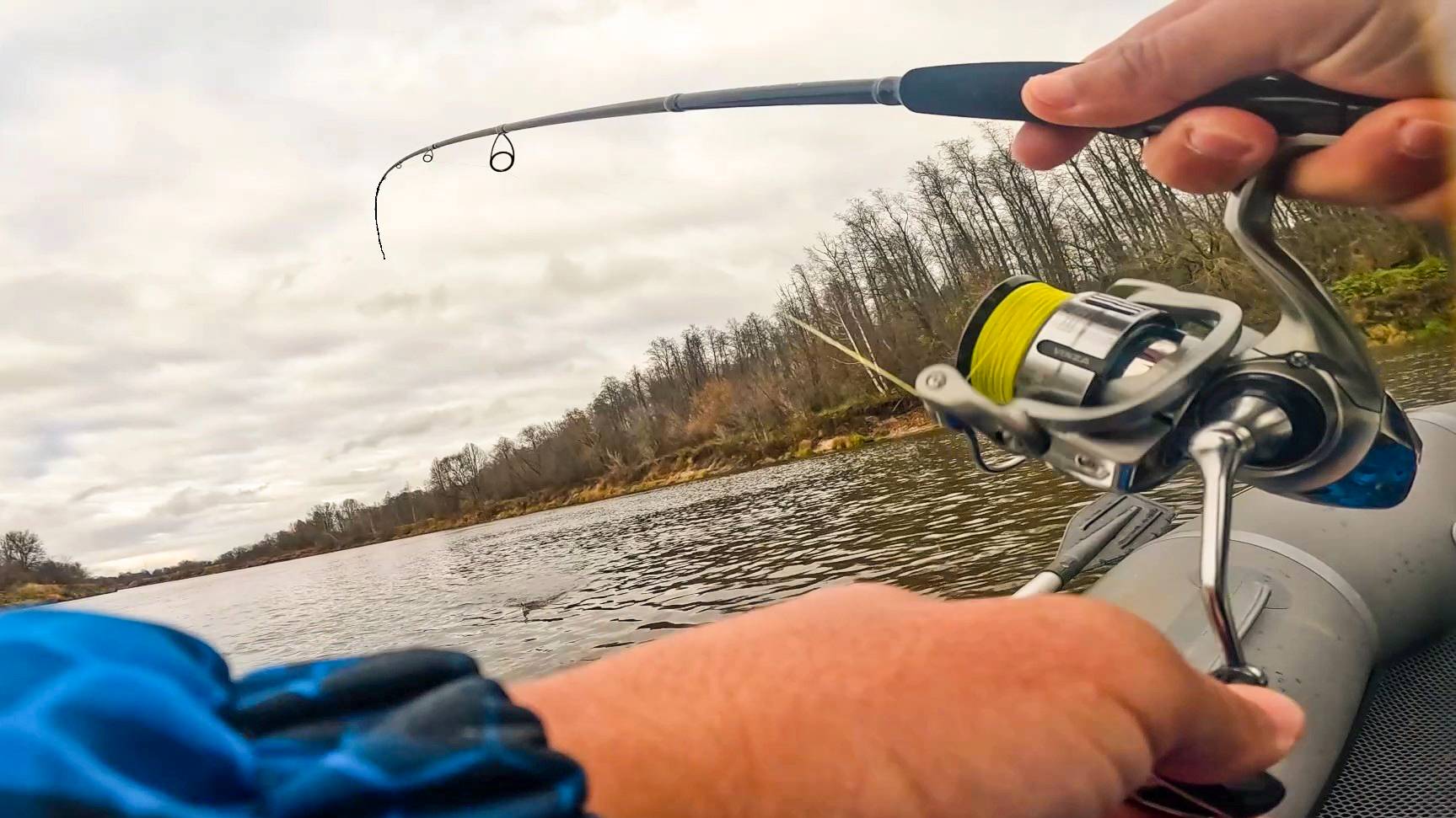 НЕ ЗРЯ УВЕЛИЧИЛ РАЗМЕР ПРИМАНКИ. ДУШЕВНАЯ РЫБАЛКА НА РЕКЕ. Разнорыбица на спиннинг в 2025
