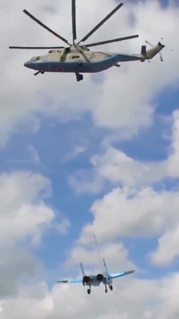 И ещё Вам в ленту - самого большого и самого мощного в мире вертолёта!!!